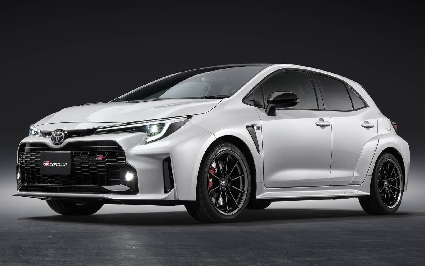 Neumáticos Yokohama ADVAN APEX en nuevo Toyota GR Corolla